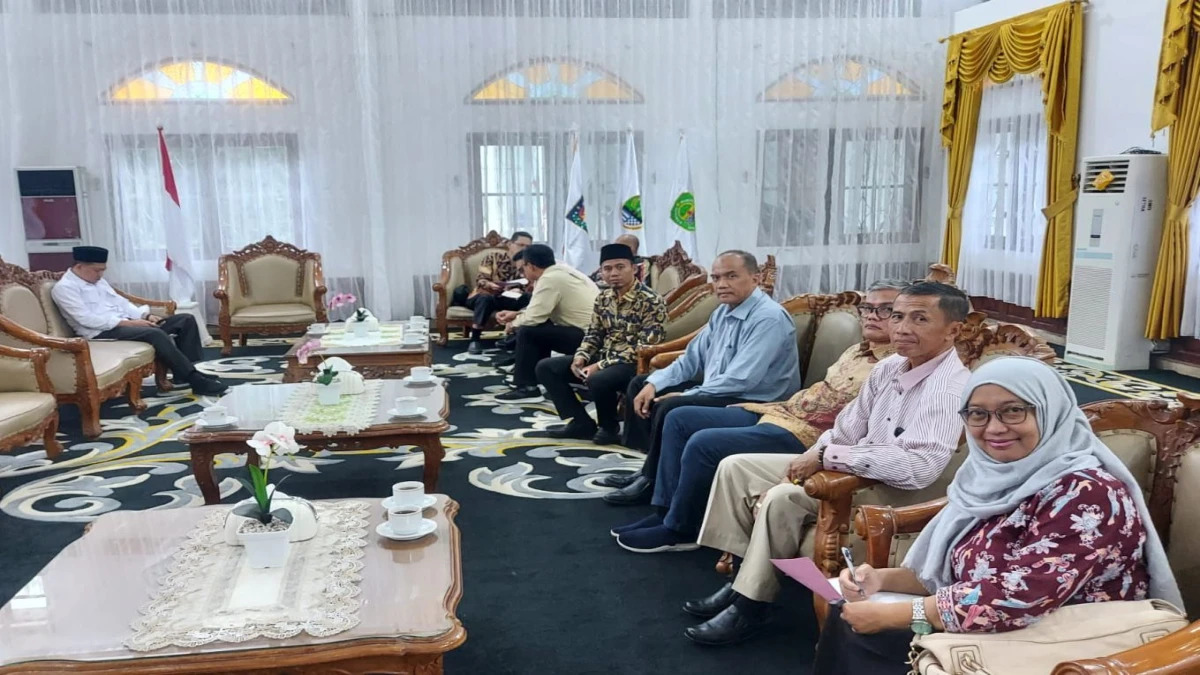 Bupati Subang Reynaldi Pimpin Tahap Wawancara Seleksi Komisaris dan ...