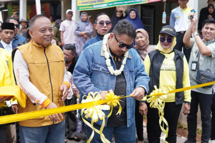 Bupati Subang Reynaldi Gelar Saba Desa: Resmikan jalan sepanjang 427 M ...